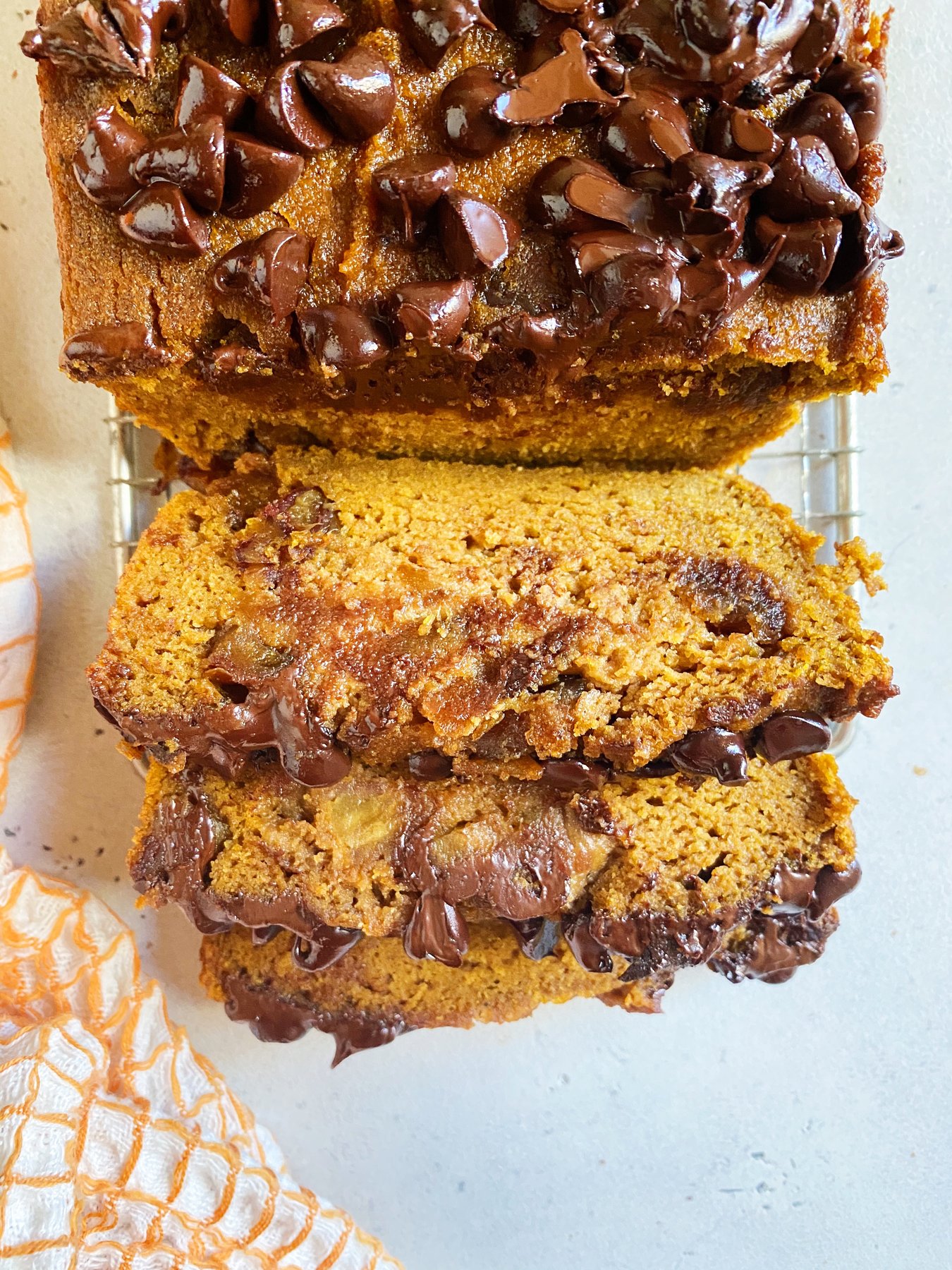Paleo Pumpkin Date Bread