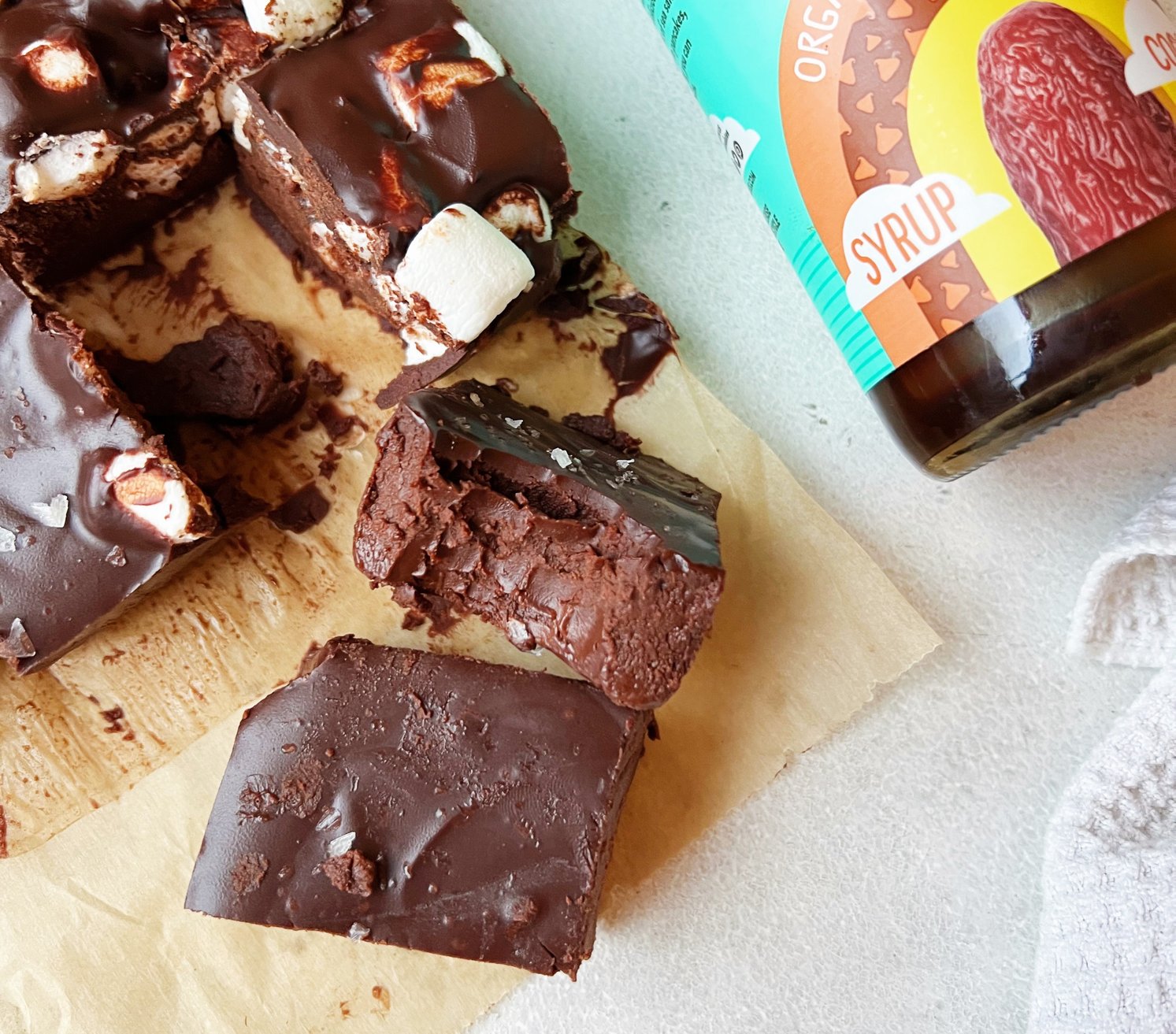 Easy Vegan Chocolate Fudge