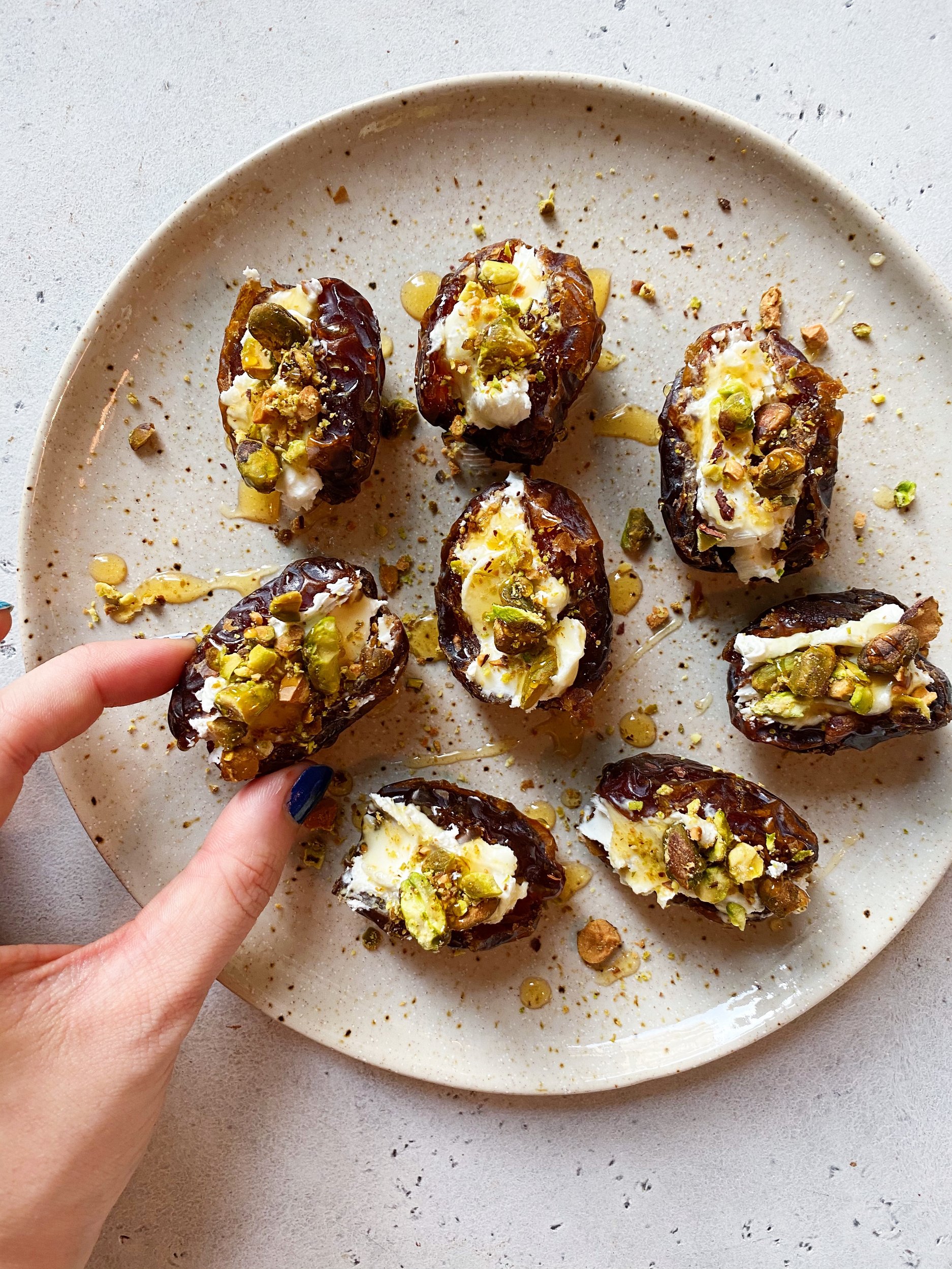 5 Ways to Stuff Dates